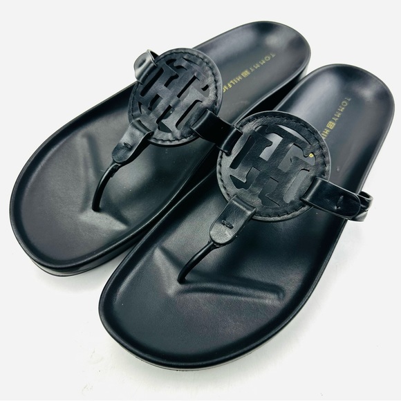 Tommy Hilfiger | Shoes | Tommy Hilfiger Relina Logo Circle Slide Toe ...